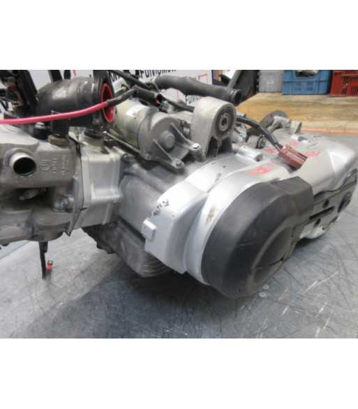 Moteur PIAGGIO XEVO 400 - 2011